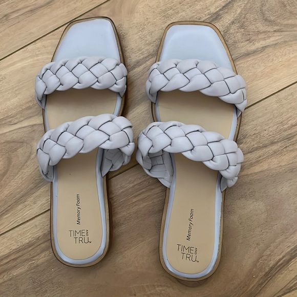 Time and Tru | Shoes | Memory Foam Purple Sandals | Poshmark